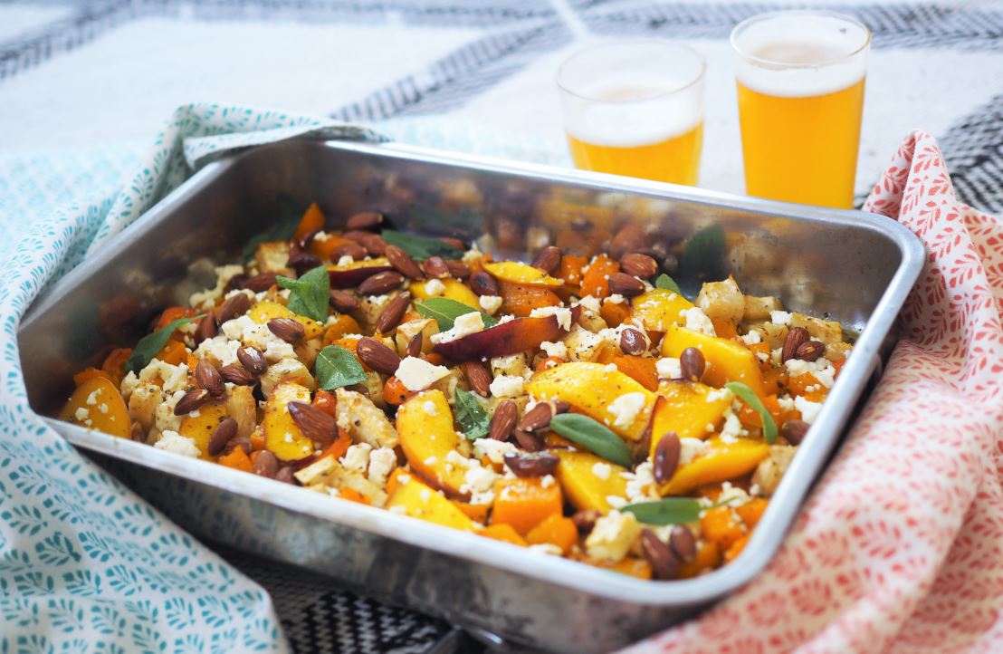 Viikon Olut ja ruoka -pari: Nektariini-fetapaistos ja NEIPA - Juomaposti